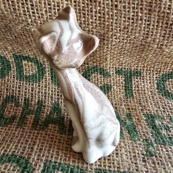 Mountain ceramics | Accents | Cook Inlet Clay Cat Figurine | Poshmark